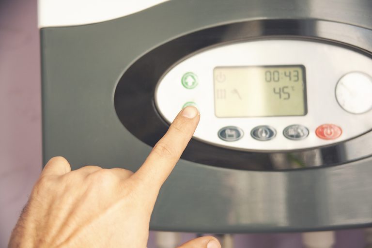 Navien Tankless Hot Water Heater Prices, Models & Features